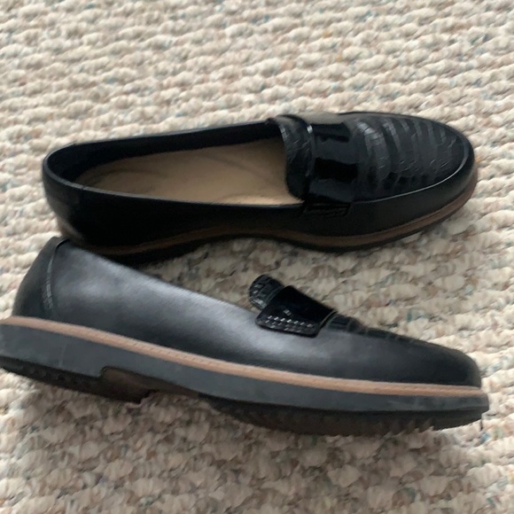Clarks | Shoes | Collection By Clarks Loafers | Poshmark